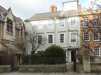 Discovery journey through Oxford's timeless lanes - Westmount Magazine